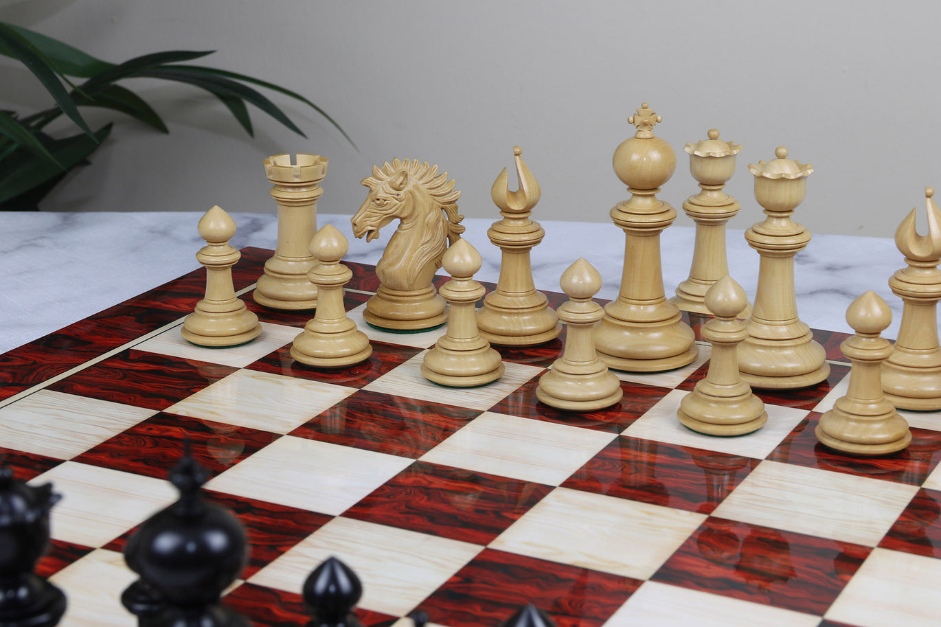 Antique Warrior 4" Chess Set in antiqued box wood and ebony wood ...
